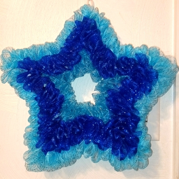 Holiday | Blue Star Door Wreath | Poshmark